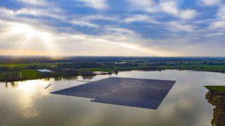 World’s Largest Solar Farms – Pandabode Blog